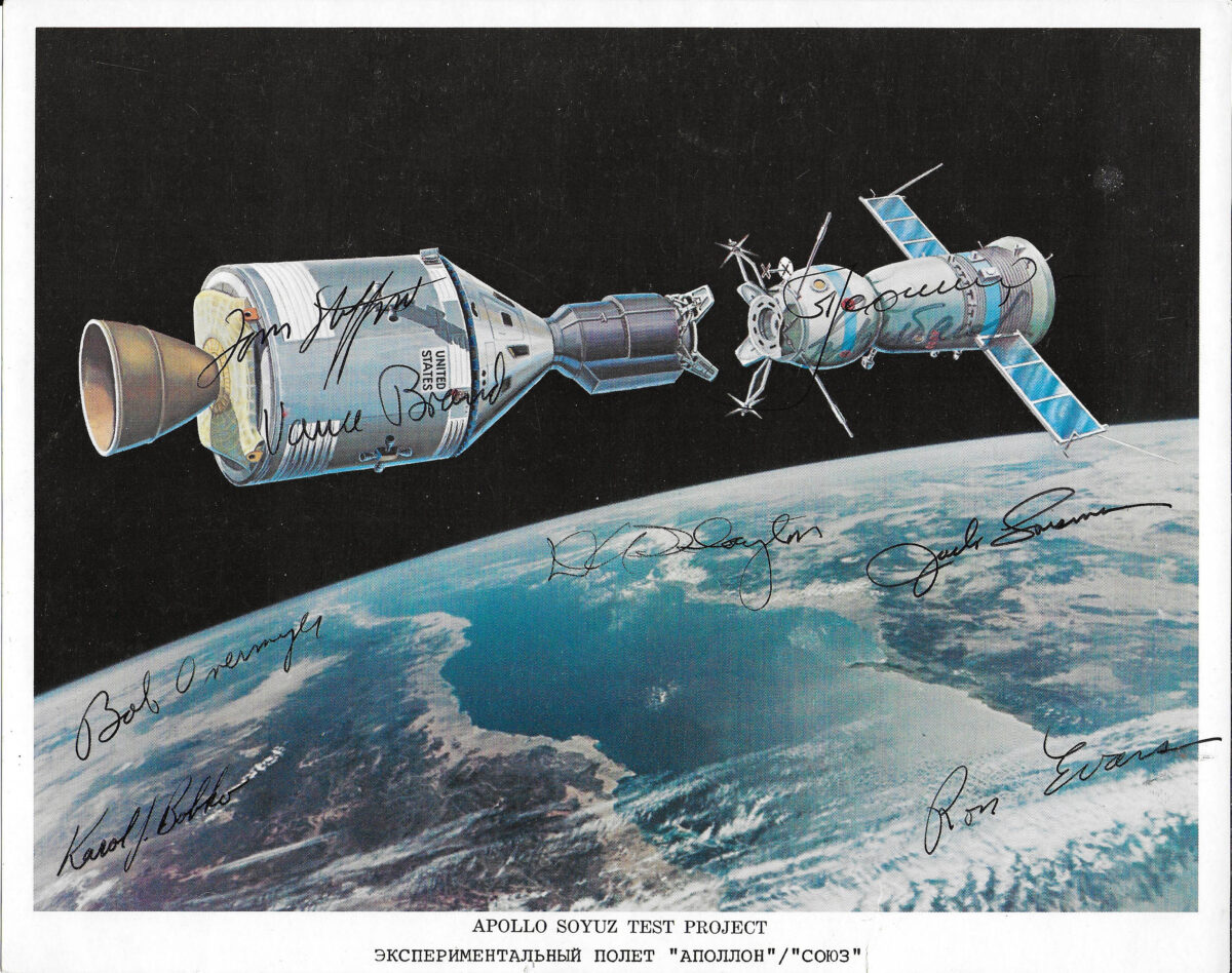 Apollo-Soyuz Test Project Both Crews Plus Signed NASA Lithograph ...